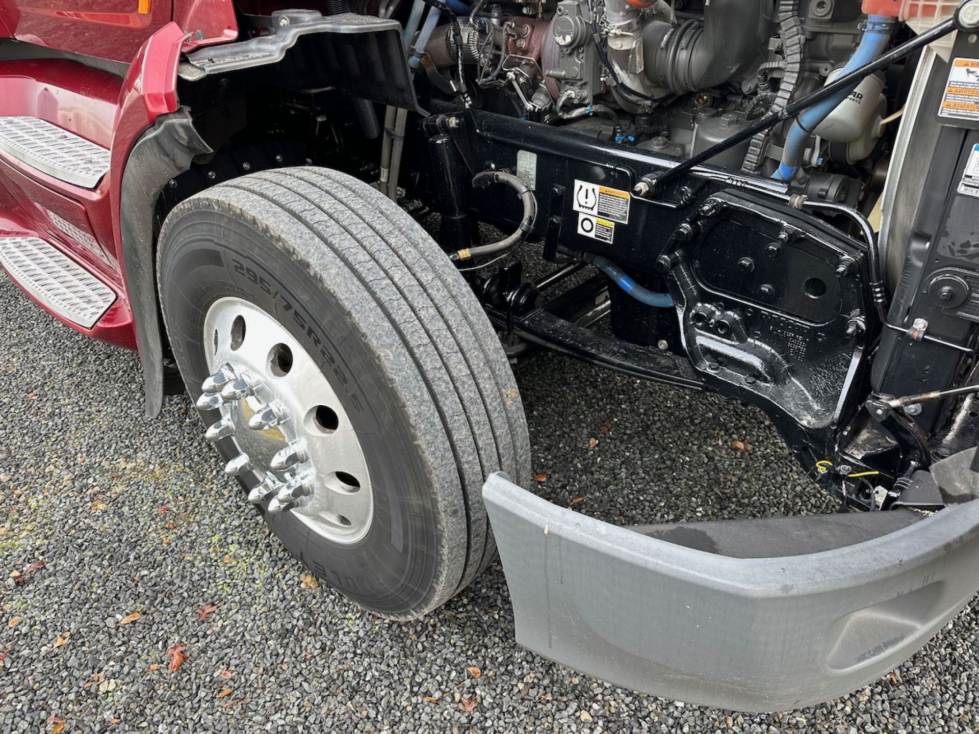 2017 Peterbilt 579 Sleeper | $29900 | Charter Trucks