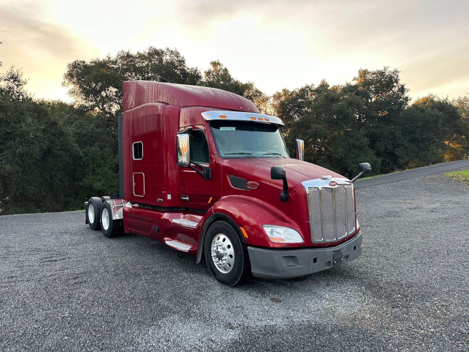 2017 Peterbilt 579 3 Axle Sleeper Tractor | $33,900 | Charter Trucks