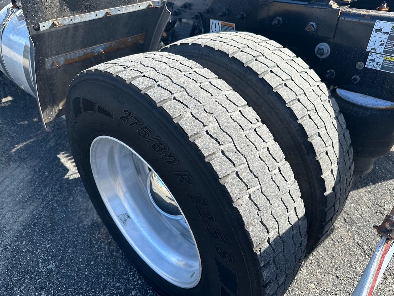 2016 Peterbilt 579 Single Axle | $26900 | Charter Trucks