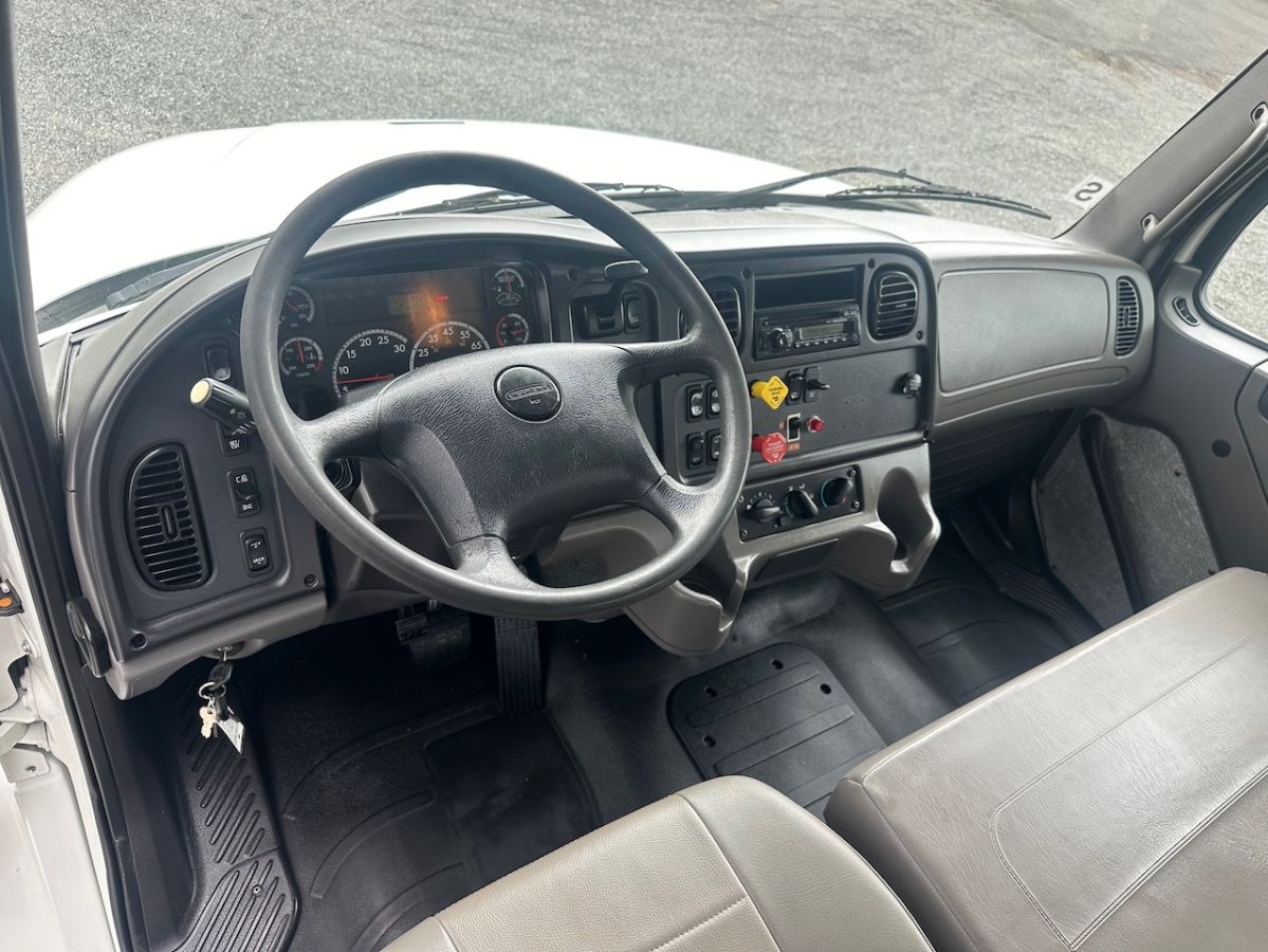 2014 Freightliner M2106 Flatbed Truck | $36900 | Charter Trucks