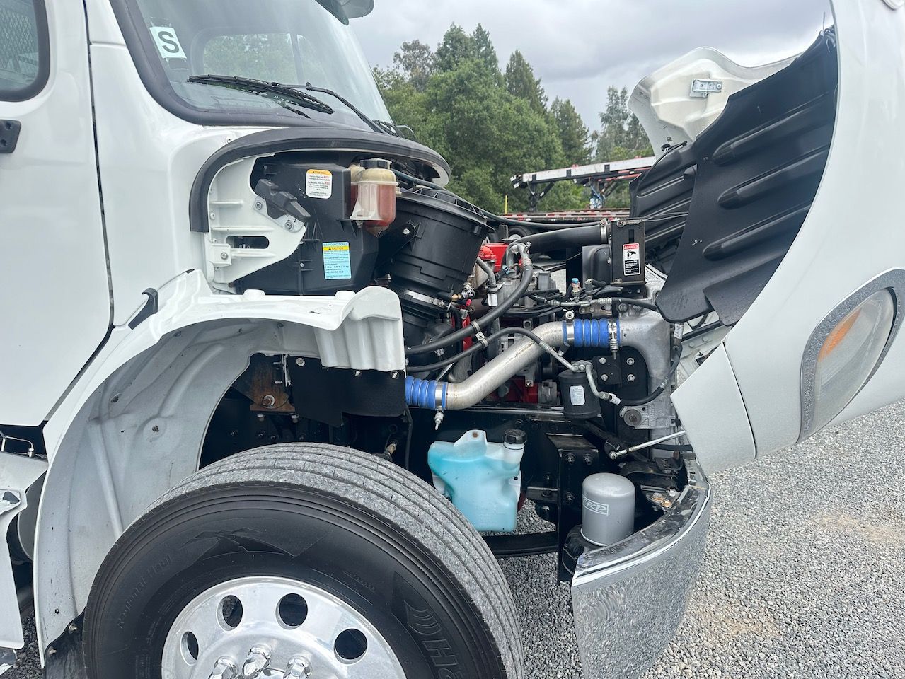 2014 Freightliner M2106 Flatbed Truck | $36900 | Charter Trucks