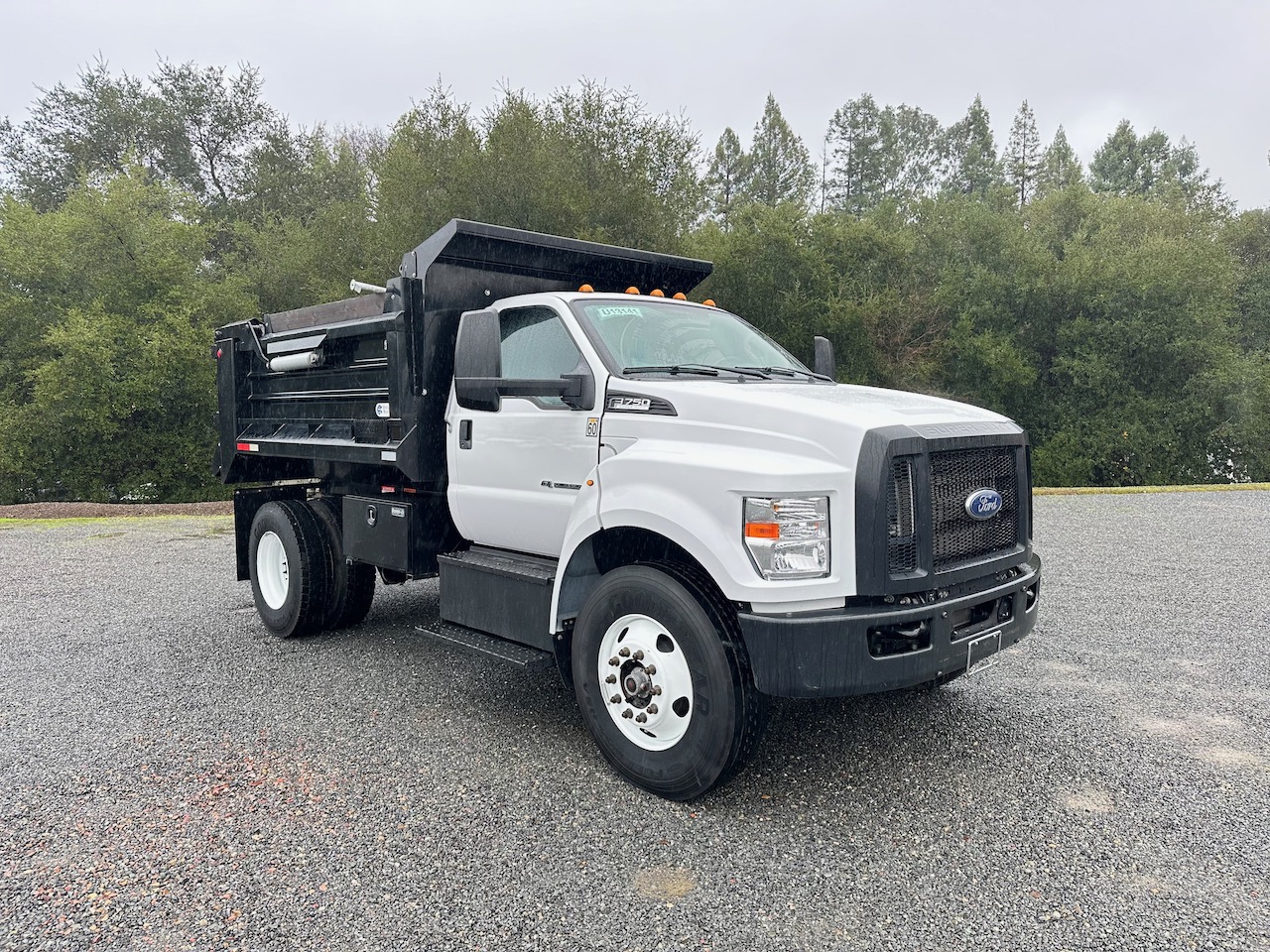 2022 Ford F750 Dump Truck | $89900 | Charter Trucks
